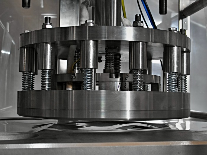 Filling lines for buckets I ALBERTINA Machinery